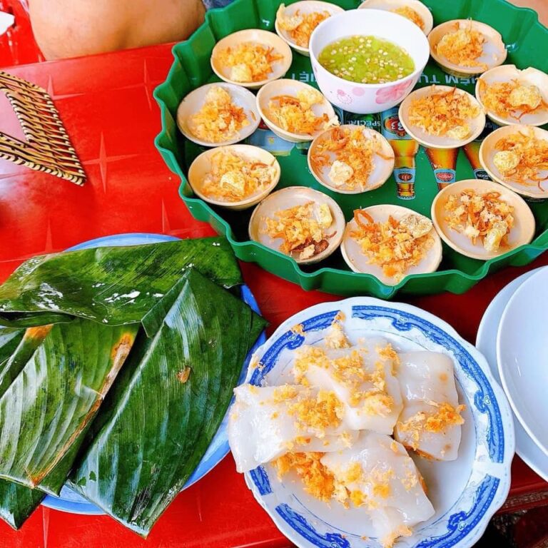 Bật Mí TOP 10 Quán Bánh Bèo Nậm Lọc Ngon Ở Huế Phải Thử