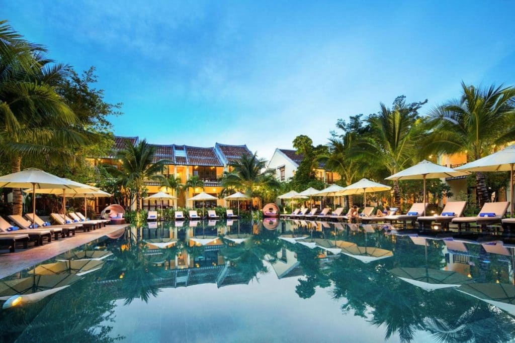 Đề Phòng Chiêu Trò Ngành Du Lịch Với Resort International